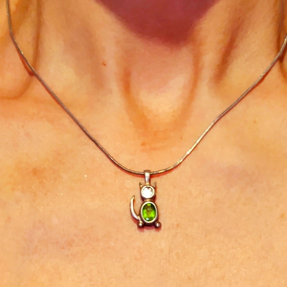 Vintage | Jewelry | Vintage Peridot Sterling Silver Cat Necklace | Poshmark